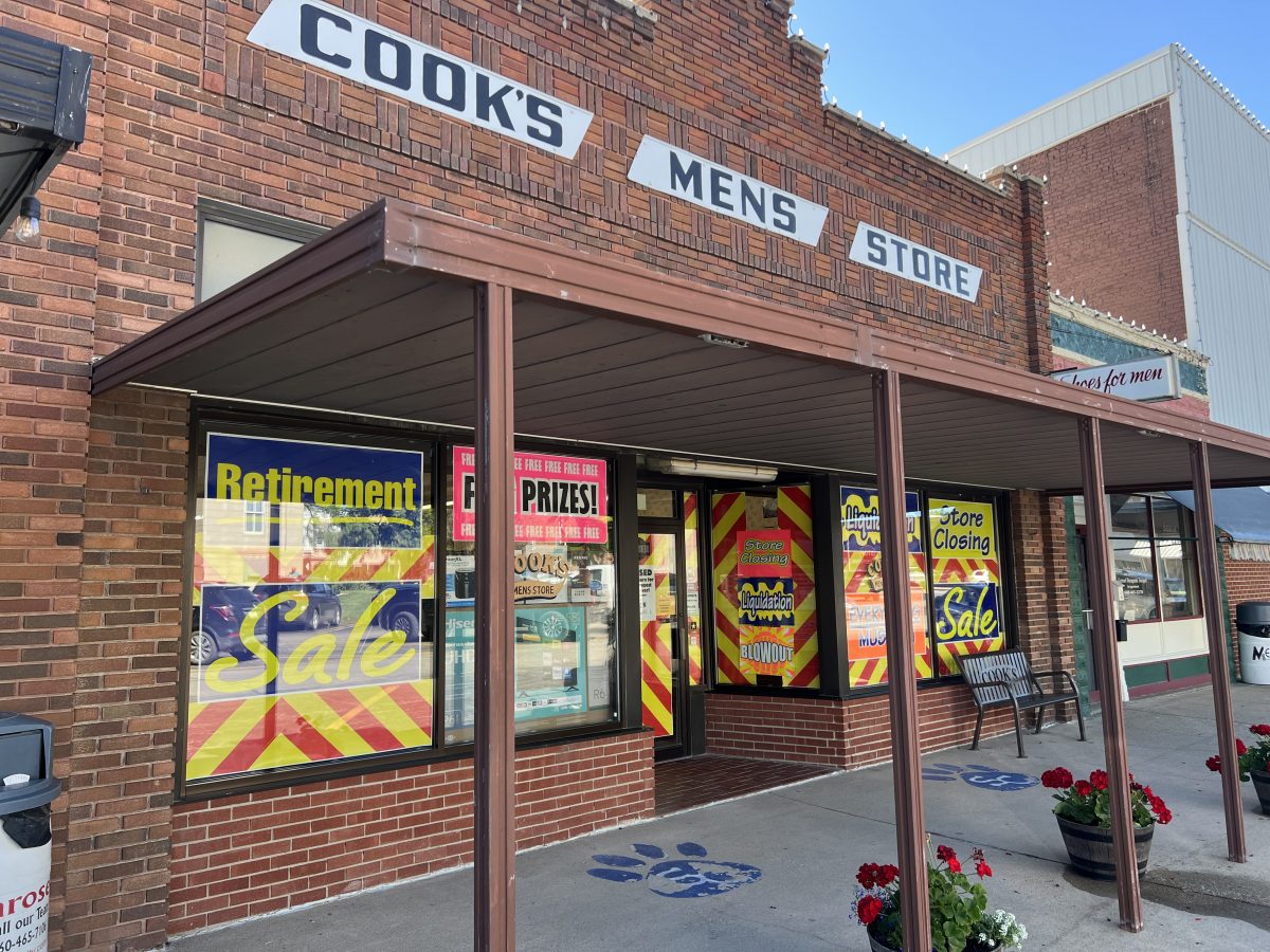 Cook’s Mens Store Closing Its Doors – Memphis Democrat